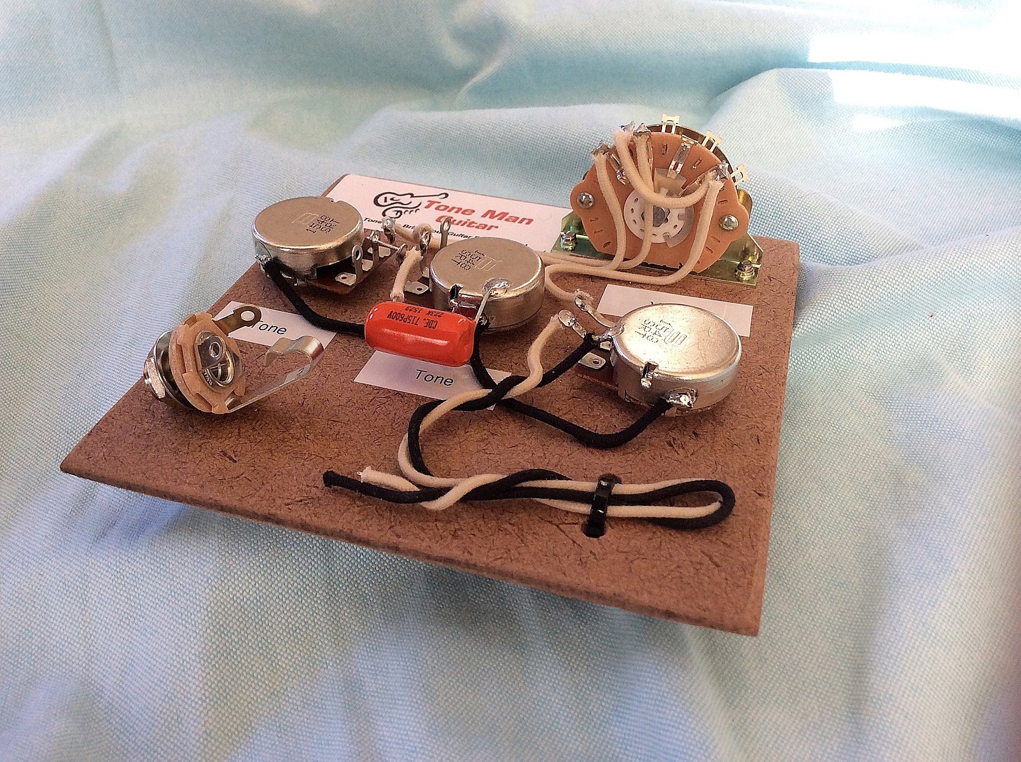 Fender Stratocaster upgrade wiring kit Orange Drop tone cap | Tone Man ...